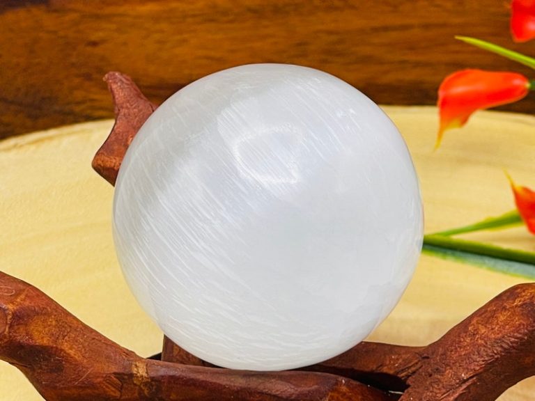 Gems Mart | Selenite Spheres - Polished Crystal Balls For Spiritual Healing